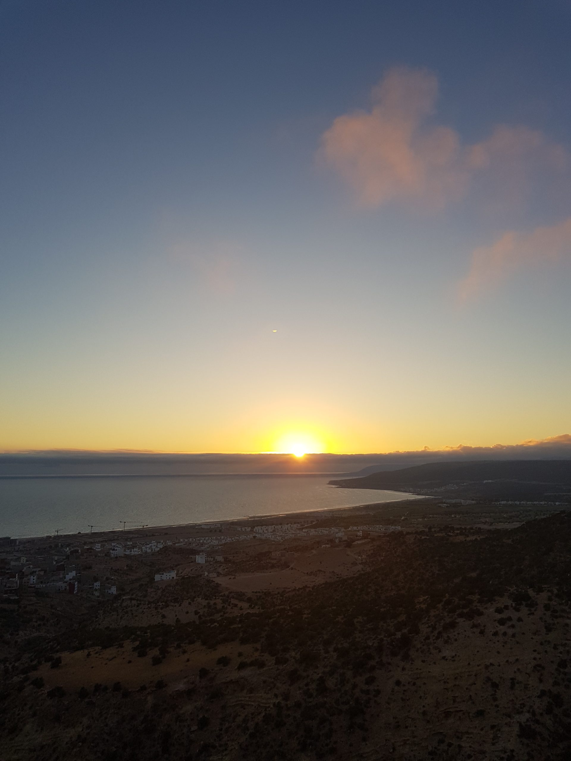 Tamraght Background - Tiziri Surf Maroc